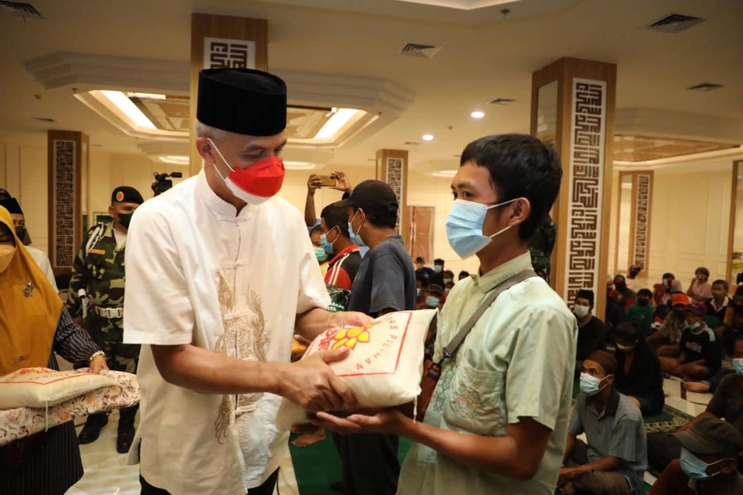 Bolehkah Zakat Fitrah Diberikan kepada Anak Yatim? Bolehkah Zakat Fitrah Diberikan kepada Anak Yatim?