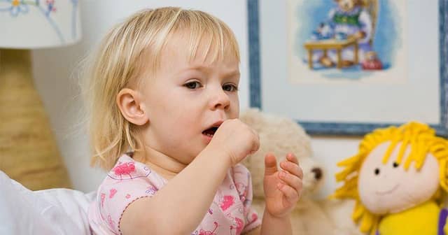 13 Obat Batuk Berdahak Anak Ampuh di Apotik Beserta & Harga | Popmama.com