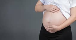 Perbedaan Linea Alba dan Linea Nigra, Ibu Hamil Perlu Tahu | Popmama.com