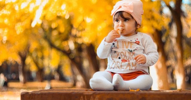 10 Merk Cemilan Bayi 6 Bulan yang Sehat | Popmama.com