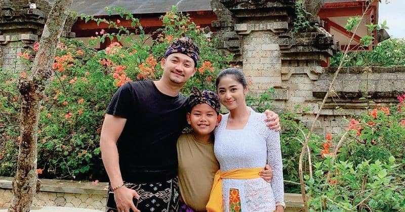 7 Potret Felice Gabriel, Anak Dewi Perssik yang Sayang Keluarga ...