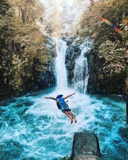 Menikmati Keindahan Alam di Air Terjun Kroya | Popmama.com