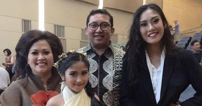 8 Fakta Keluarga Fadli Zon, Mandiri sejak Remaja | Popmama.com