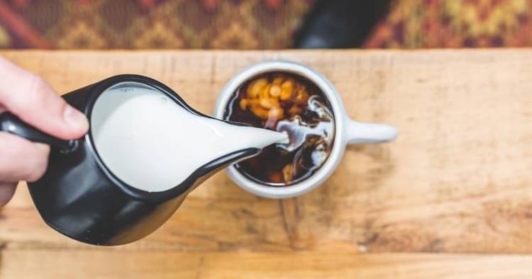 8 Merk Creamer Bubuk untuk Campuran Minuman dan Makanan | Popmama.com