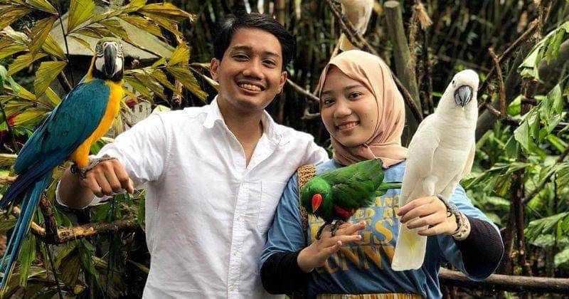 Profil Zara Anak Ridwan Kamil, Putuskan Lepas Hijab | Popmama.com