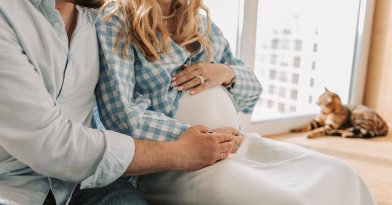 Ciri-Ciri Orang Hamil dari Bentuk Perut, Cermati Tandanya! | Popmama.com