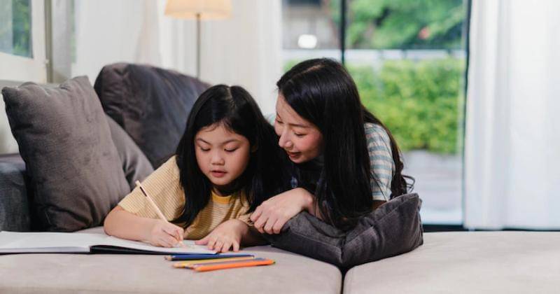 10 Contoh Penggunaan Majas Repetisi dalam Puisi | Popmama.com