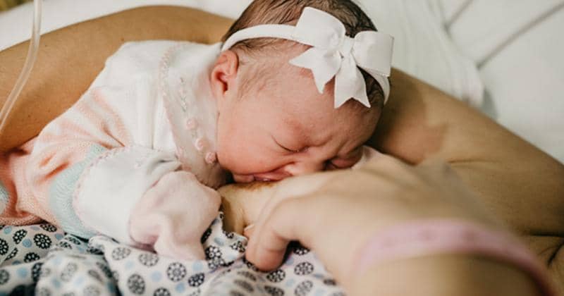 Cara Mengatasi Milk Blister pada Payudara Ibu Menyusui | Popmama.com