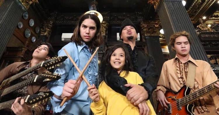 10 Kedekatan Safeea Ahmad bersama Ahmad Dhani & Al, El, Dul | Popmama.com