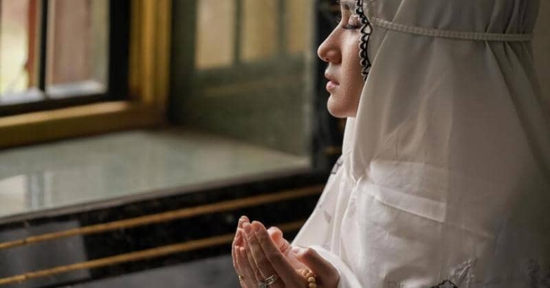 Doa Maryam agar Mudah Melahirkan, Bekal Persalinan Lancar | Popmama.com