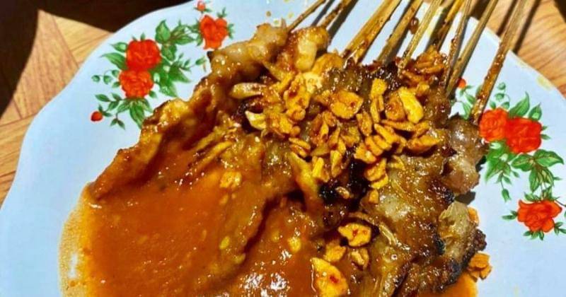 7 Sate Asin Pedas Paling Enak di Bandung | Popmama.com