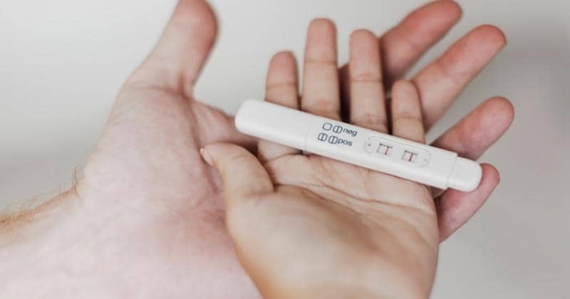 Plano Test Adalah Tes Kehamilan dengan 2 Metode Praktis | Popmama.com
