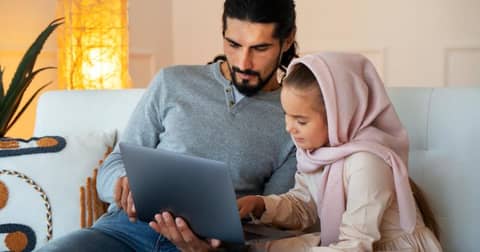 8 Hadits Pendek tentang Sabar untuk Diajarkan pada Anak | Popmama.com