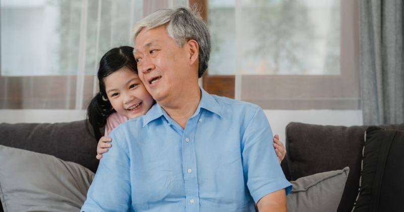 7 Aturan Penulisan Dialog yang Benar dalam Berbahasa | Popmama.com