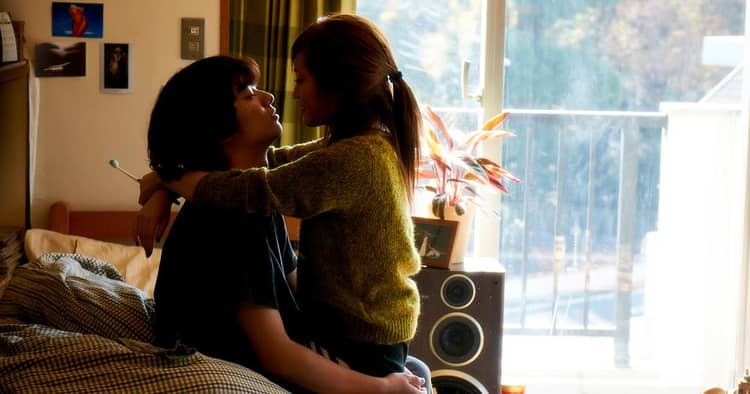 15 Rekomendasi Film Semi Jepang Terbaik dengan Adegan Panas | Popmama.com