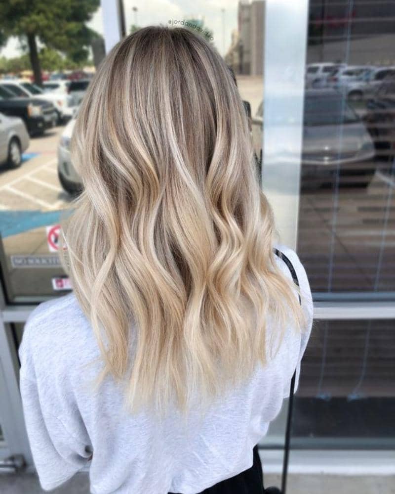 16 Warna Rambut yang Bagus, Terlihat Modis dan Kekinian | Popmama.com