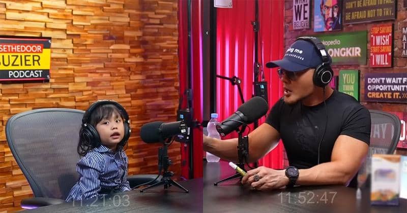 7 Foto Perbedaan Ruang Podcast Deddy Corbuzier | Popmama.com