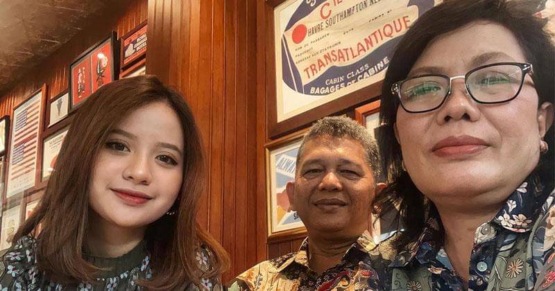 Biodata dan Profil Anggi Marito, Istrinya Kenji Ganessha | Popmama.com