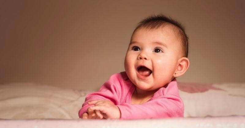 700 Nama Bayi Perempuan Islami Modern A-Z dan Artinya | Popmama.com