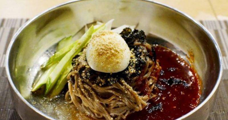 Resep Bulmayo Perilla Oil Makguksu ala Jungkook BTS | Popmama.com