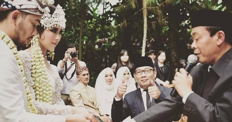 10 Foto Jadul Pernikahan Syahnaz dan Jeje Govinda | Popmama.com
