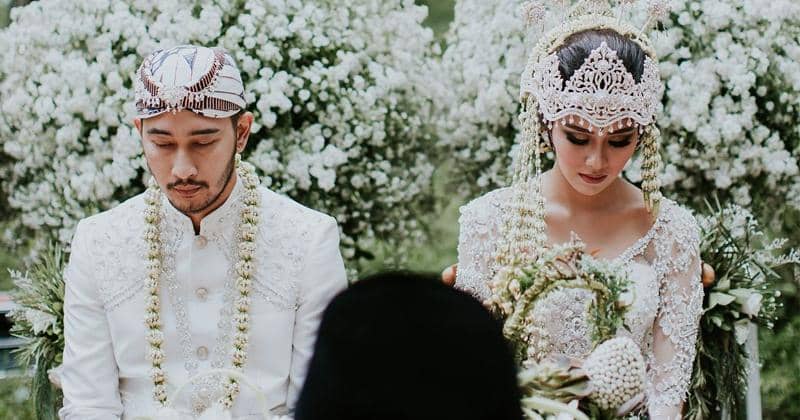 10 Foto Jadul Pernikahan Syahnaz dan Jeje Govinda | Popmama.com