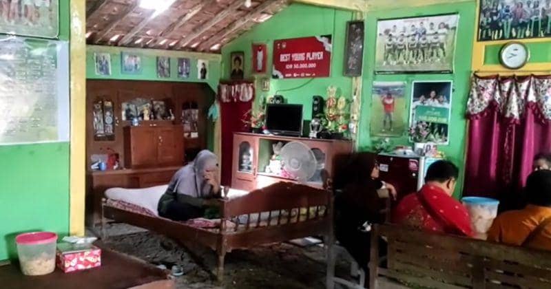 13 Foto Rumah Pratama Arhan di Blora sebelum Direnovasi | Popmama.com