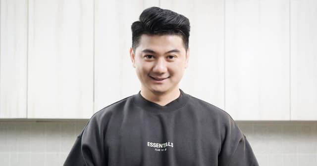 9 Fakta Keluarga Chef Arnold Kakaknya Reynold Poernomo | Popmama.com