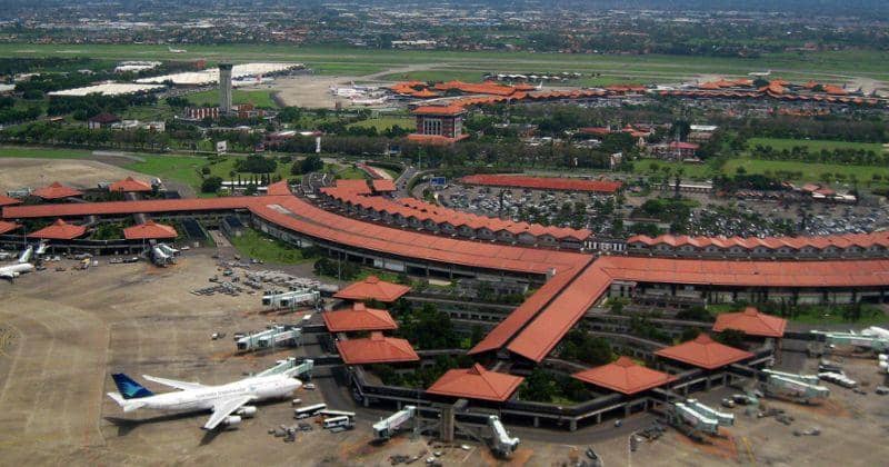 7 Nama Bandara Terbesar di Indonesia | Popmama.com