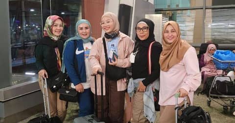 Profil Zara Anak Ridwan Kamil, Putuskan Lepas Hijab | Popmama.com