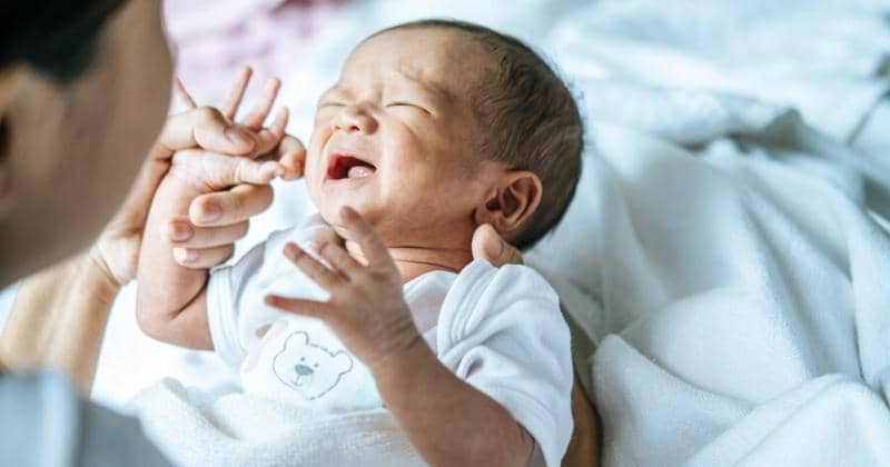 16 Jenis Refleks Bayi Baru Lahir, Mama Perlu Tahu! | Popmama.com