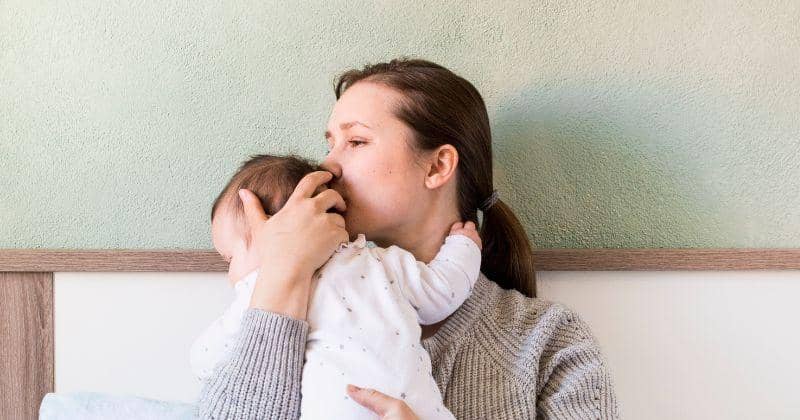 Aturan Penggunaan Sanmol Drop untuk Bayi | Popmama.com