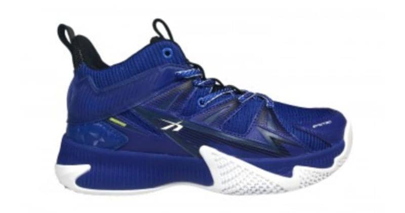 6 Rekomendasi Sepatu Basket Lokal Terbaik, Performa Tinggi, Desai ...