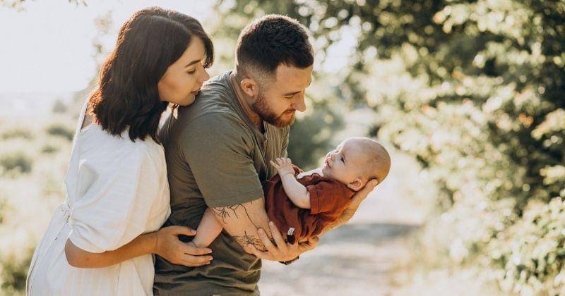 Tips Mendidik Generasi Alpha Sejak Bayi | Popmama.com