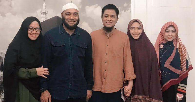 Fakta Keluarga dr. Zaidul Akbar, Kehidupan Pribadi Tertutup | Popmama.com