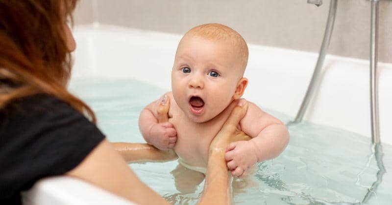 22 Aktivitas Bermain untuk Bayi Usia 1 sampai 12 Bulan | Popmama.com