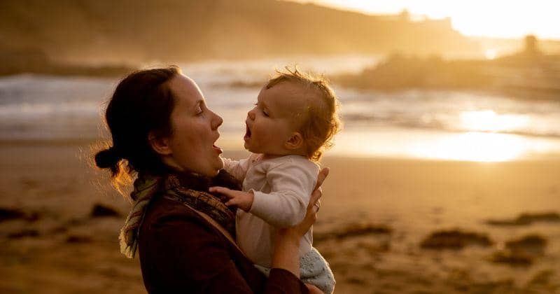 Lirik Lagu 'Cinta untuk Mama' Vidi, Hubungan Mama dan Anak | Popmama.com