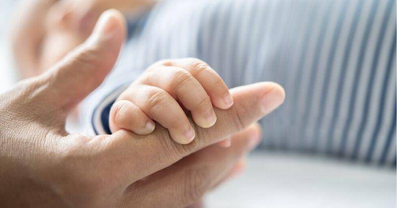 Siswi SMA di Sampang Madura Melahirkan di Kelas saat Ujian | Popmama.com