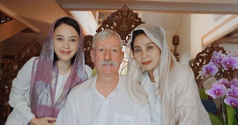 7 Fakta Keluarga Anggika Bolsterli, Ada Keturunan Swiss-Indo | Popmama.com