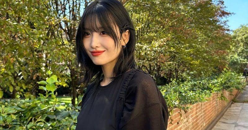 5 Fakta Keluarga Momo TWICE, Berasal dari Jepang | Popmama.com