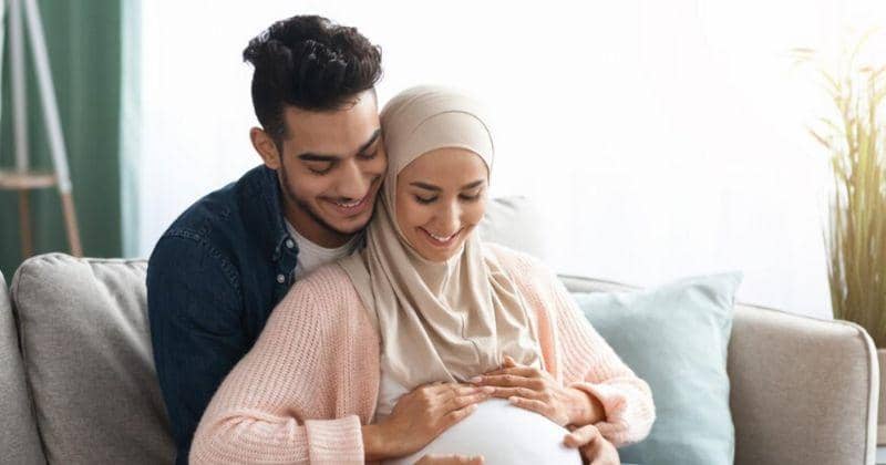 10 Doa agar Janin Sehat dan Terhindar dari Keguguran | Popmama.com