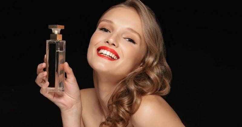 6 Cara Memilih Parfum yang Sesuai dengan Kepribadian Kamu | Popmama.com