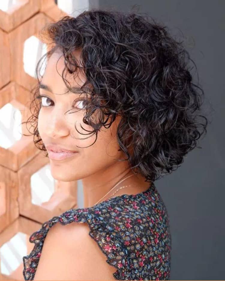 6 Model Potongan Rambut Bob Bikin ampil Fresh dan Awet Muda | Popmama.com