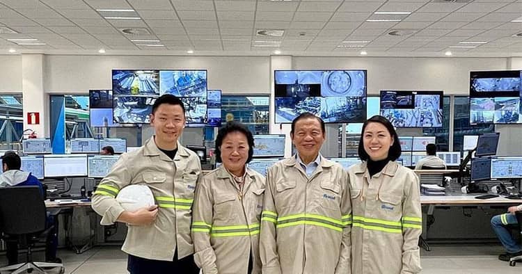 7 Fakta Keluarga Sukanto Tanoto yang Jarang Diketahui | Popmama.com