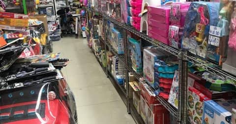 15 Toko Mainan Terdekat di Jakarta yang Murah dan Lengkap | Popmama.com