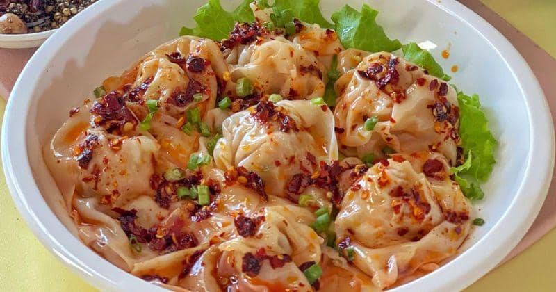 5 Resep Pangsit Chili Oil yang Viral | Popmama.com