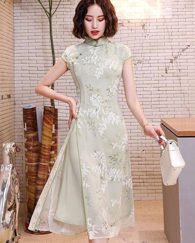 8 Inspirasi Baju Cheongsam Modern untuk Perempuan | Popmama.com