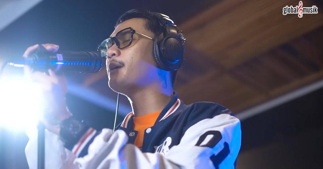 Lirik Lagu Nemu - Gilga Sahid | Popmama.com