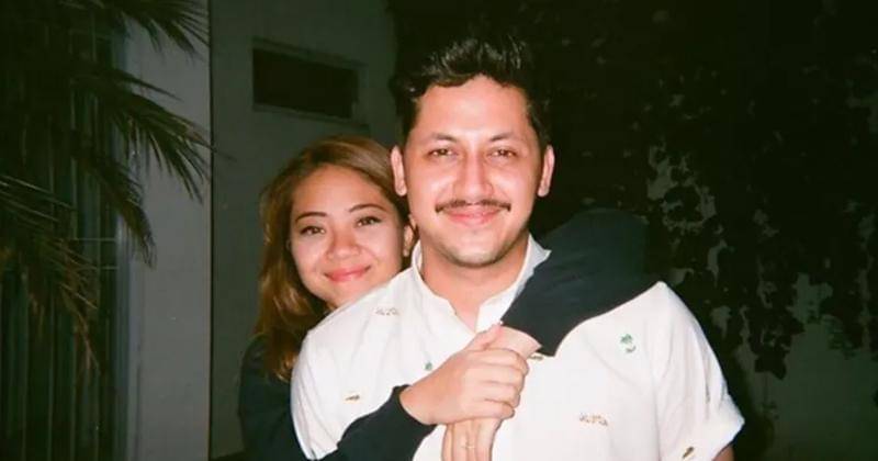 7 Fakta Kisah Cinta Keenan Pearce dan Ghyan, Benarkah Cerai? | Popmama.com