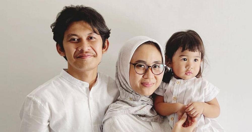 7 Fakta Keluarga Indra Jegel, Pemain Film Agak Laen | Popmama.com